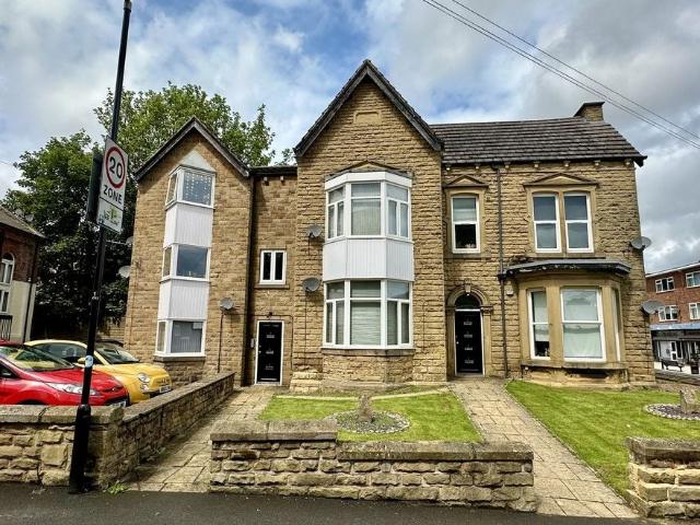 Apartment at Bramley Park path, Leeds