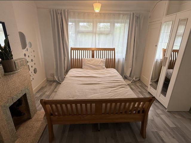 Apartment at Brampton Grove, Greater London