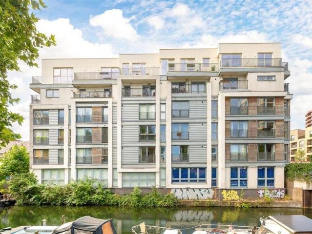 Apartment at Branch Place, Greater London