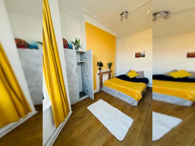 Apartment at Bravington Road, City of Westminster