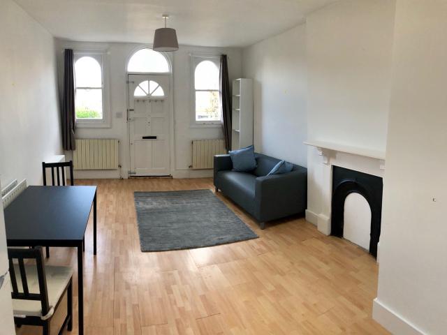 Apartment at Breakspears Road, Greater London