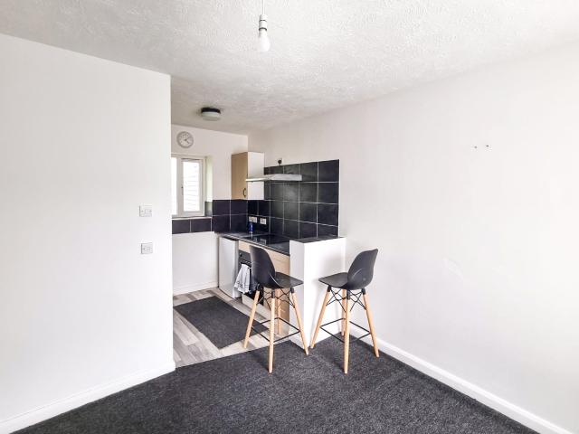 Apartment at Brendon Close, Greater London