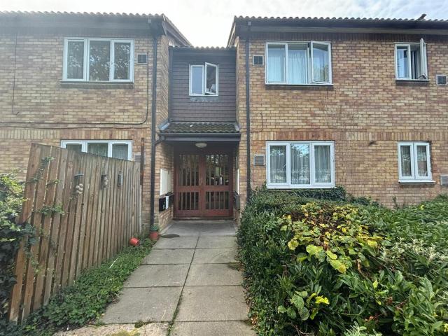 Apartment at Brendon Close, Greater London