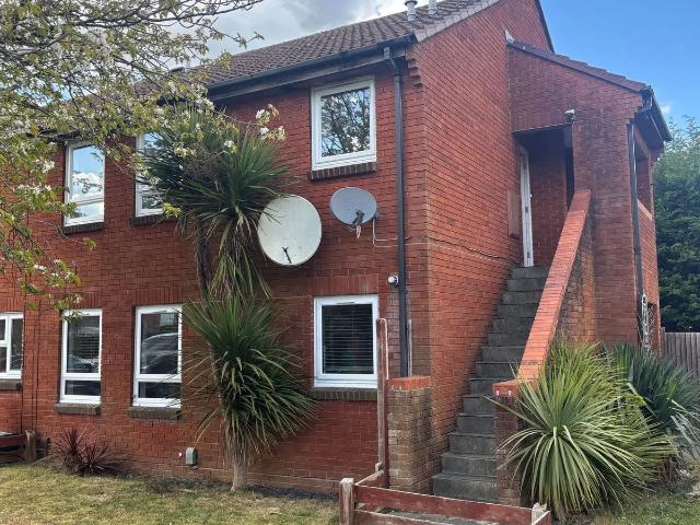 Apartment at Brent Close, Thatcham