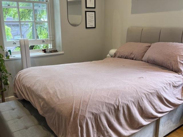 Apartment at Brenthouse Road, Greater London