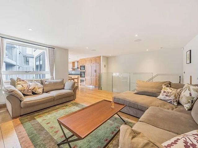 Apartment at Brewhouse Yard, Greater London
