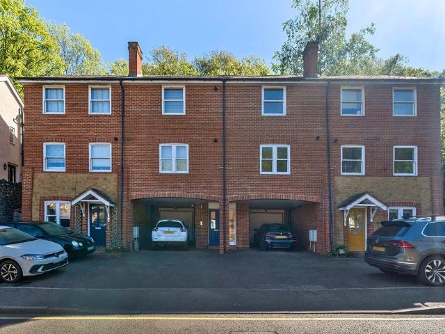 Apartment at Brighton Road, Waverley