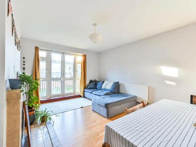 Apartment at Brighton Terrace, Greater London