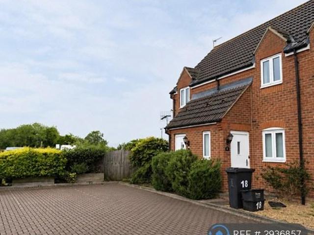 Apartment at Bridge End Road, Stratton St. Margaret