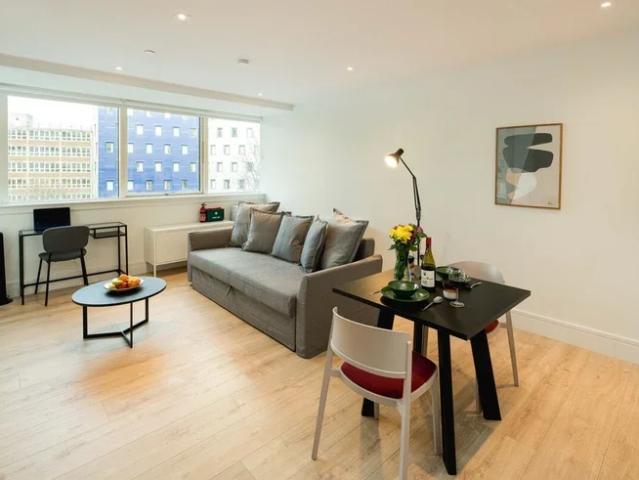 Apartment at Bridge Road, Greater London