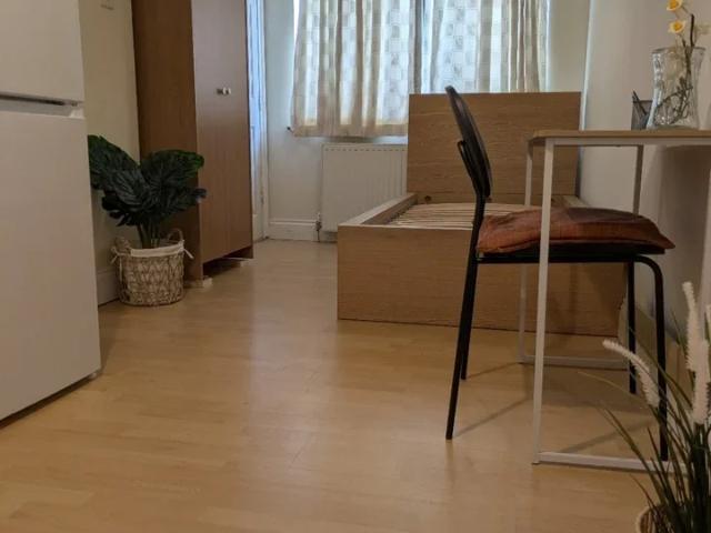Apartment at Bridge Road, Greater London