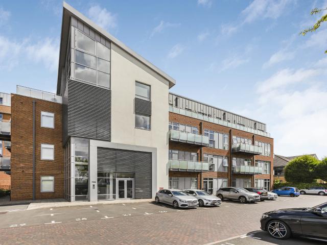 Apartment at Bridge Road East, Welwyn Hatfield