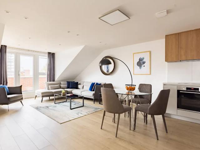 Apartment at Bridge Street, Borough of Spelthorne