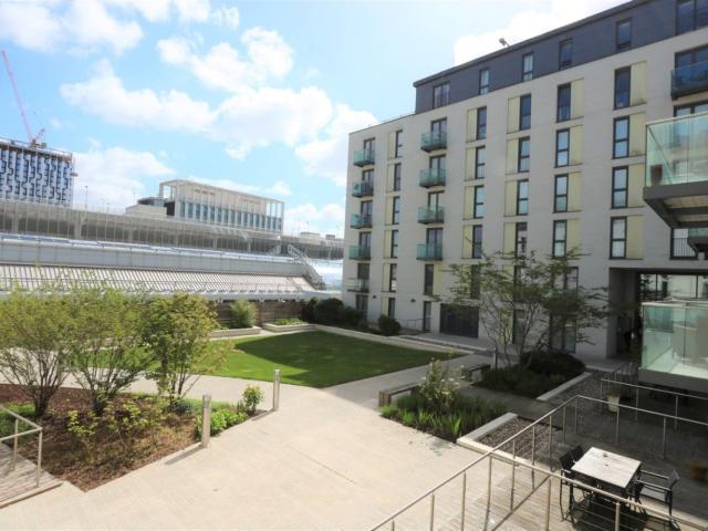 Apartment at Bridge Street, Cardiff
