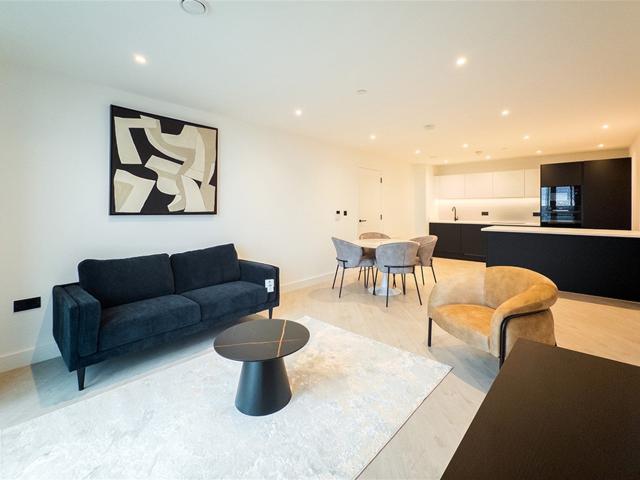 Apartment at Bridge Vista Walk, London
