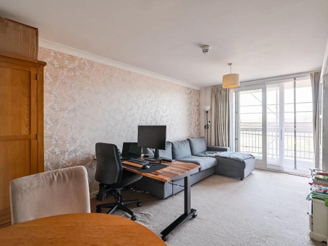 Apartment at Bridgeside Lodge, Greater London