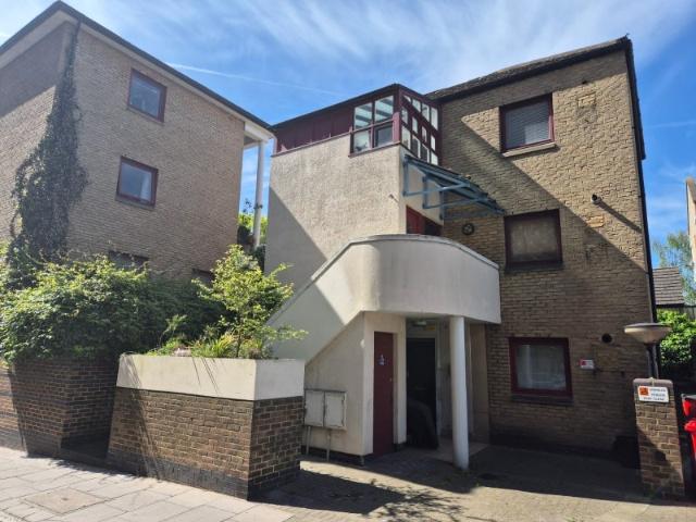 Apartment at Bridgeside Lodge, Greater London
