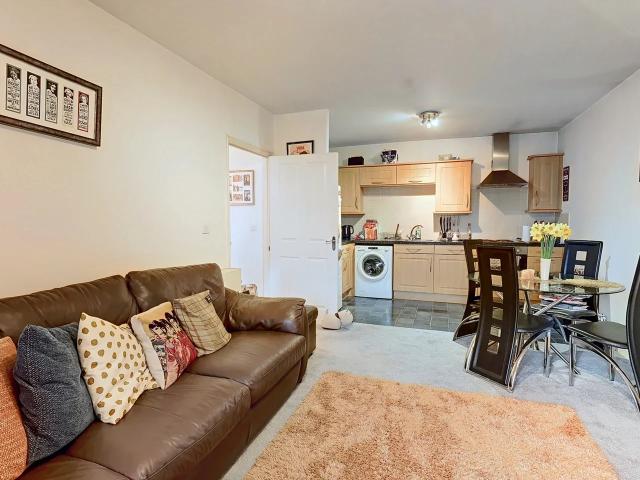 Apartment at Bridgewater Close, Frodsham