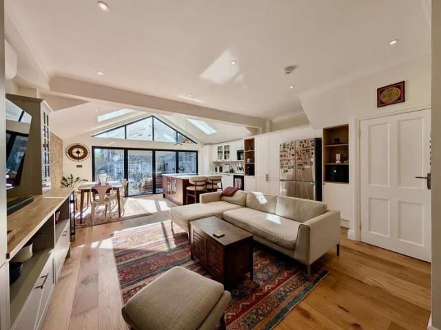 Apartment at Bridgford Street, Greater London