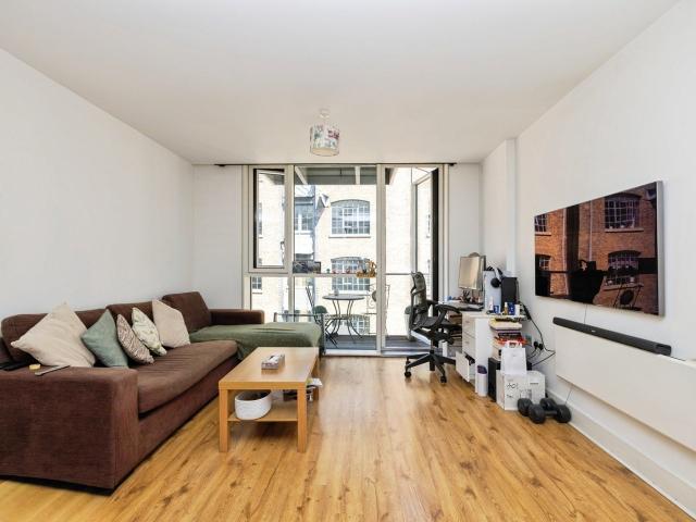 Apartment at Bridle Mews, Greater London