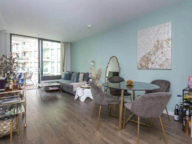 Apartment at Bridle Mews, Greater London