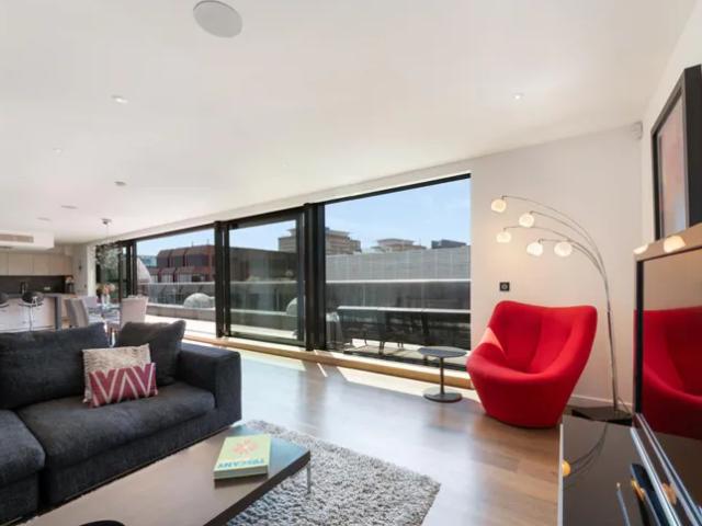 Apartment at Bridle Mews, Greater London