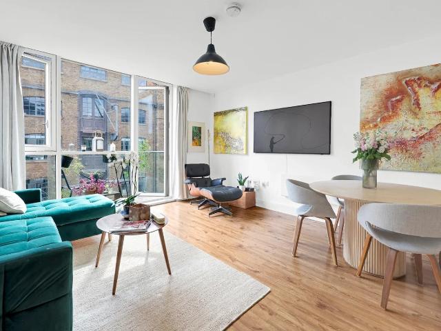 Apartment at Bridle Mews, Greater London
