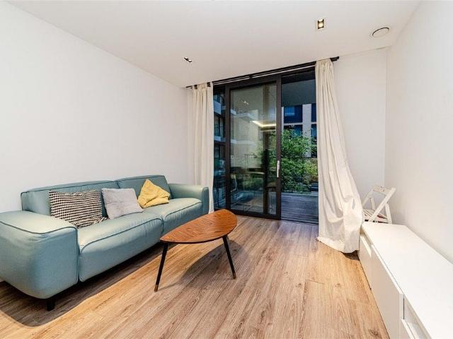 Apartment at Bridle Mews, Greater London