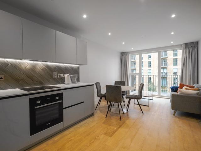 Apartment at Bristol Way, Slough