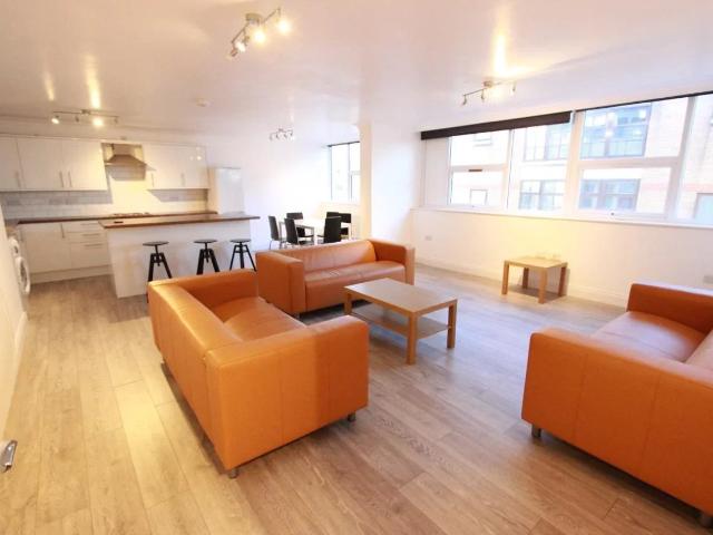 Apartment at Britannia Road, Greater London