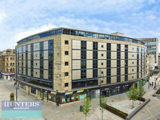 Apartment at Broadway, Bradford