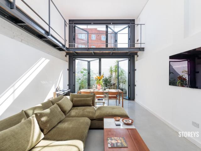 Apartment at Broadway Market, Greater London