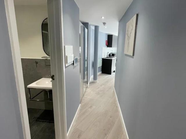 Room at Broad Street, Nottingham