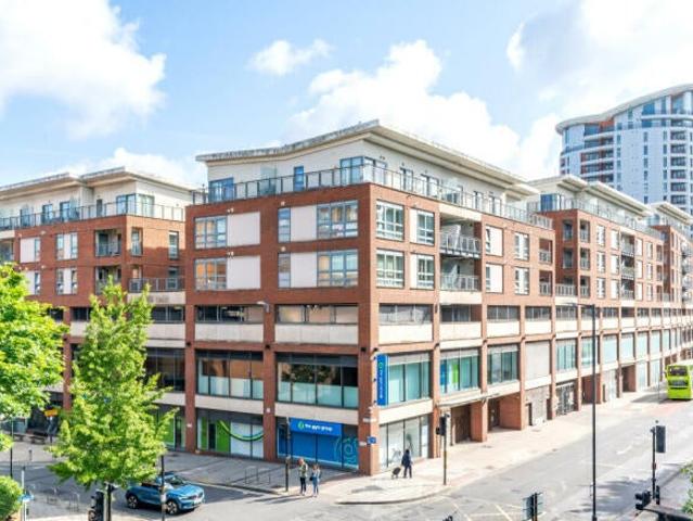 Apartment at Broad Weir, Bristol