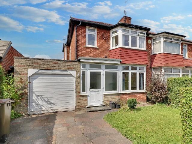 House at Broadcroft Avenue, Greater London