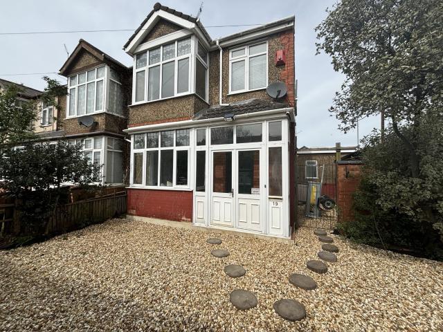 Apartment at Broadmead Avenue, Northampton