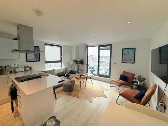 Apartment at Broom Hill Road, Ipswich