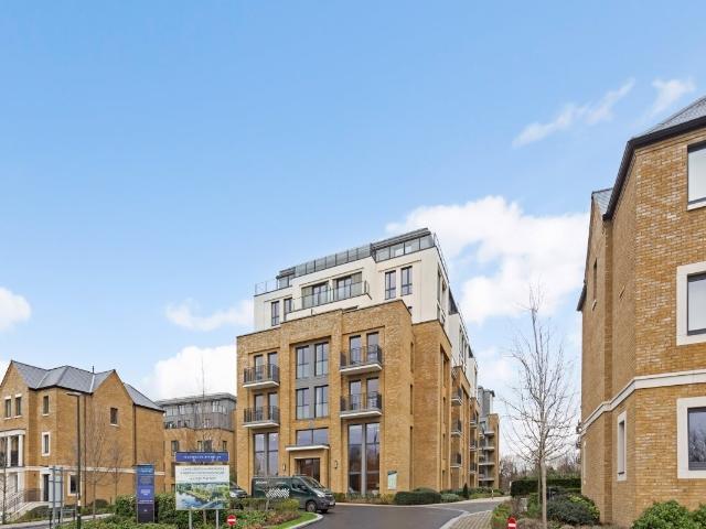 Apartment at Broom Road, Greater London