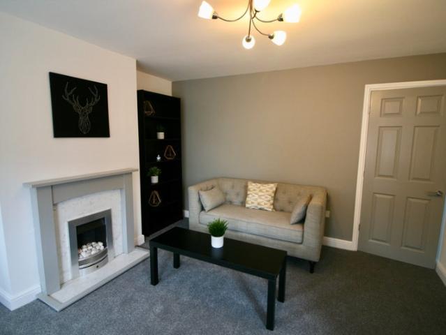 Apartment at Broomhill Lane, Mansfield Woodhouse