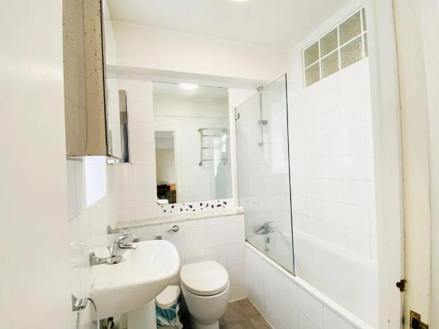 Apartment at Brook Green, Greater London