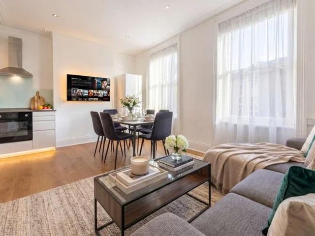 Apartment at Brook Drive, Greater London