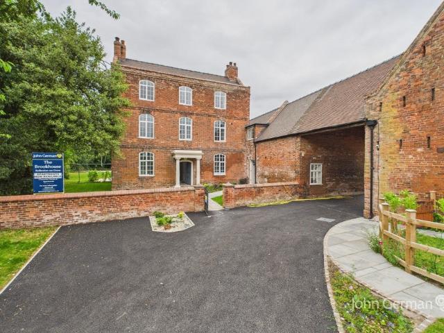 Apartment at Brook Side, East Staffordshire