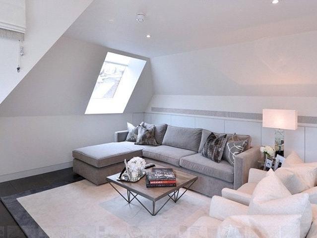 Apartment at Brook Street, City of Westminster