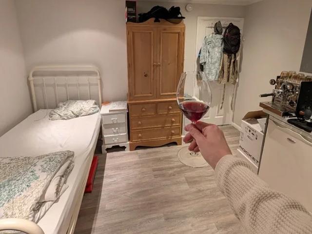 Apartment at Brookdene Close, Maidenhead