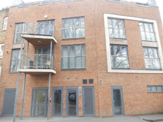Apartment at Brookhill Road, Greater London