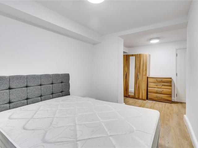 Apartment at Bromfield Street, Greater London