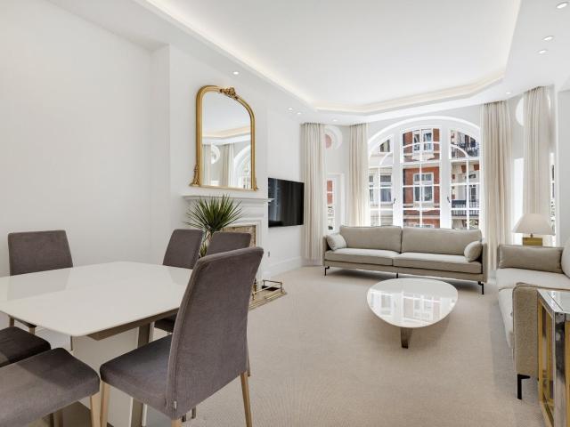 Apartment at Brompton Road, Greater London