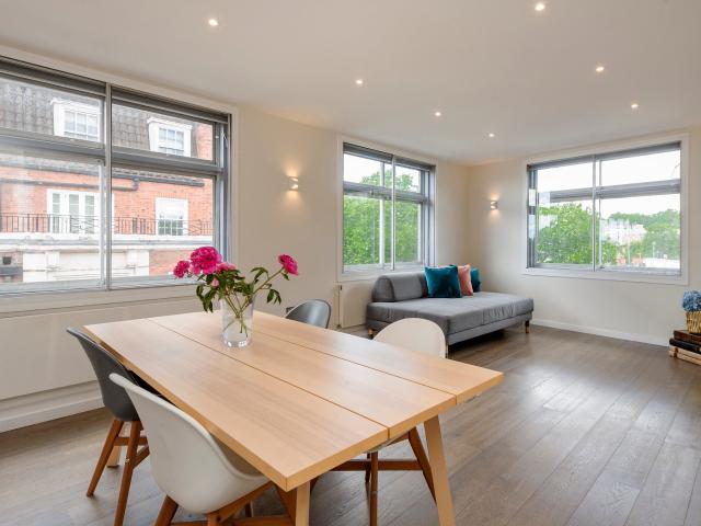 Apartment at Brompton Road, London