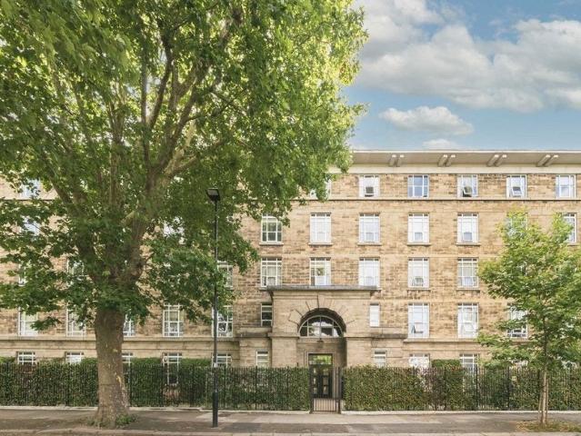 Apartment at Bromyard Avenue, Greater London