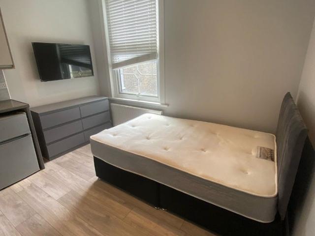 Apartment at Brownhill Road, Greater London